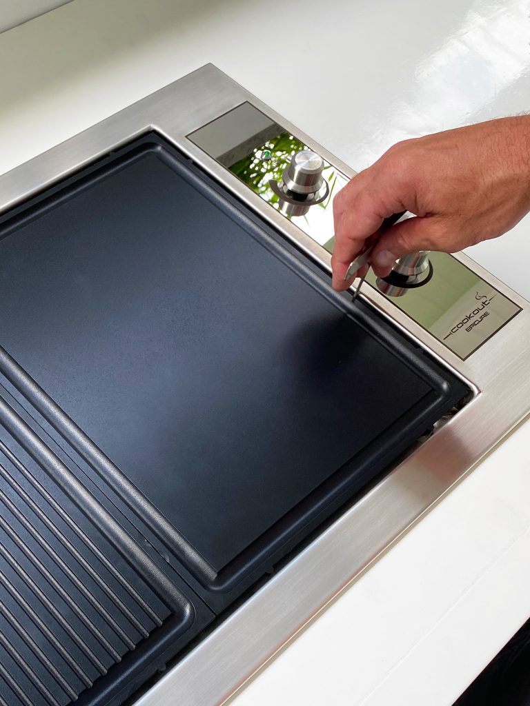Epicure Pro Electric BBQ | Built-In 240V, 1600W Flat Grill