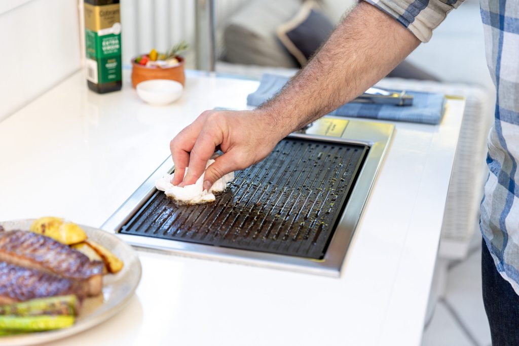 Eclipse Electric BBQ | Built-in | 240V, 1400W indoor outdoor