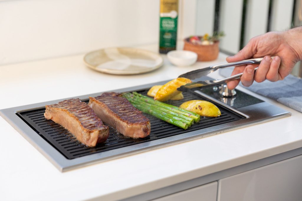 Eclipse Electric BBQ | Built-in | 240V, 1400W indoor outdoor